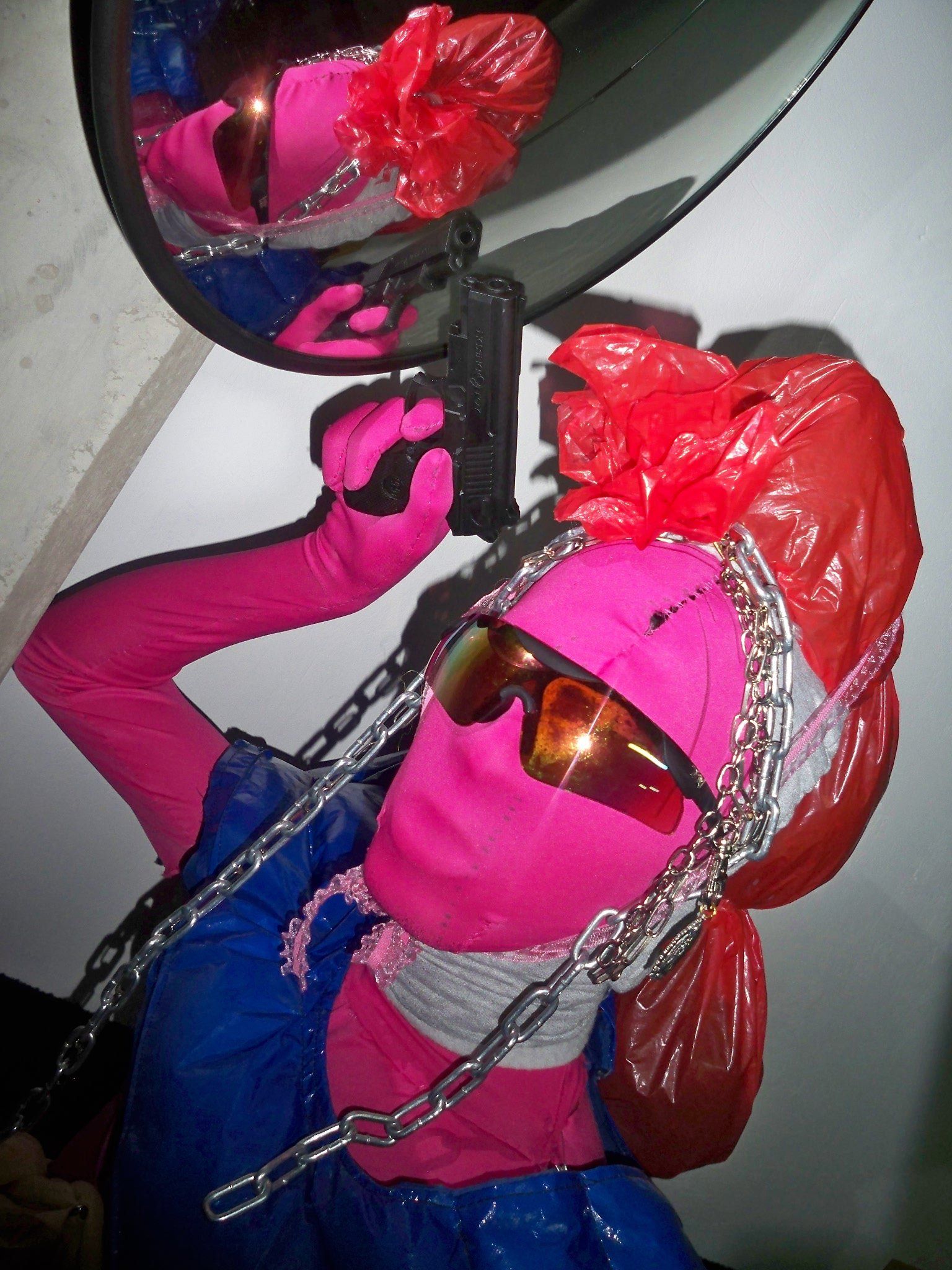 Yajaira La Beyaca Premieres Manchado-Directed 'VNK3K' Video - PAPER ...