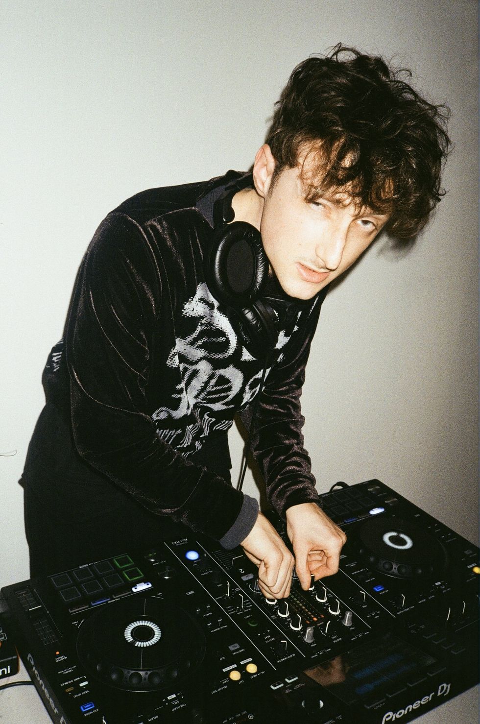 Fresh Pressed: Sunday's Finest at Manero's - PAPER Magazine