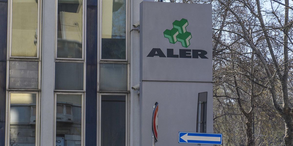 Le case di Milano spartite tra rom e africani - La Verità