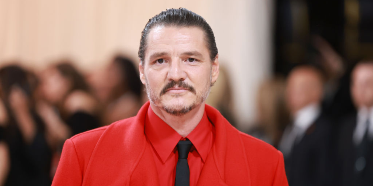 Pedro Pascal Shows Off 'Slutty Little Knee' At Met Gala: PHOTOS - Comic ...