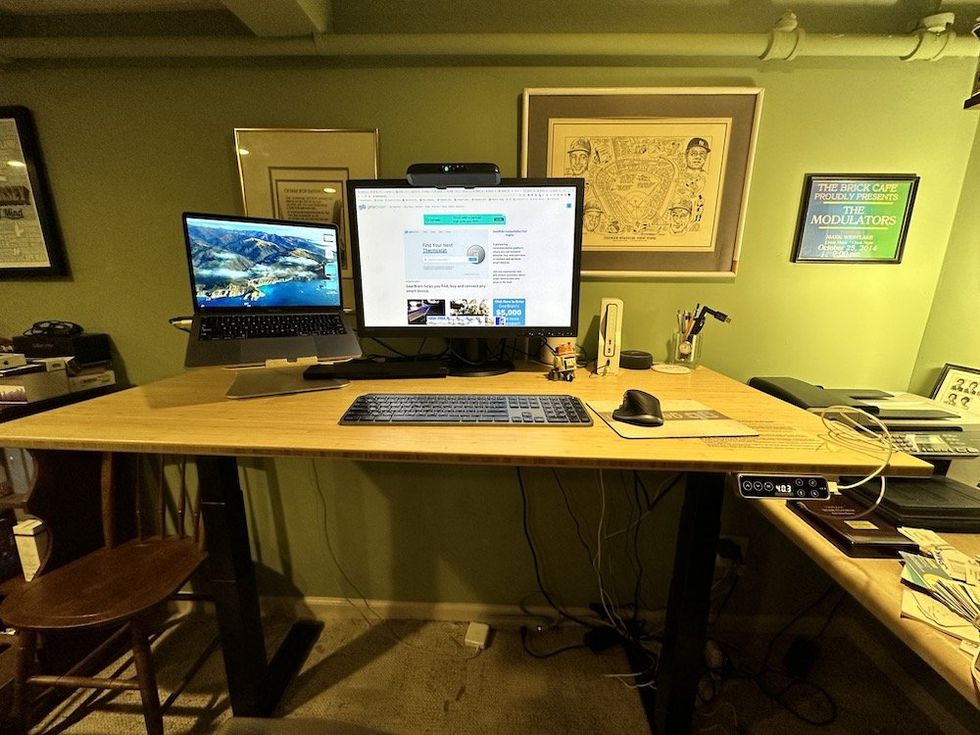 Review: Flexispot E7 Pro Plus Standing Desk with Bamboo Top - Gearbrain
