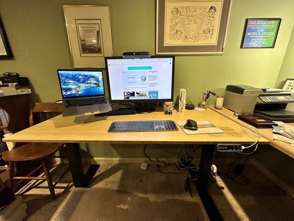 Review: Flexispot E7 Pro Plus Standing Desk with Bamboo Top - Gearbrain