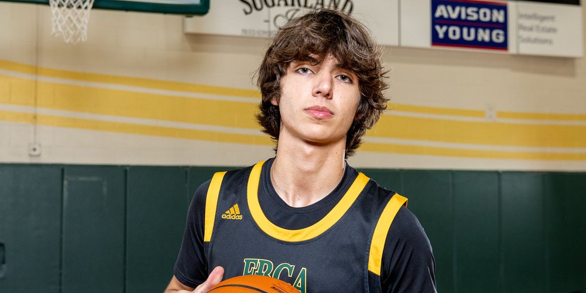 TONE SETTER: Araiza Thrived In Leadership Role For Eagles - VYPE
