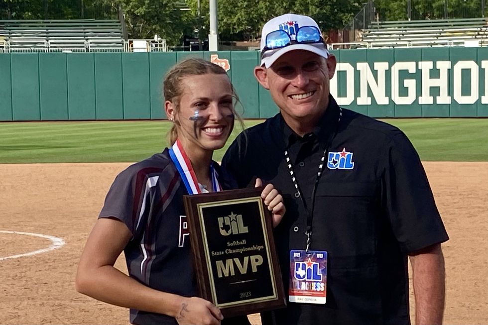 “OFFICIALLY ON TOP”: Lady Oilers detail their championship season ...