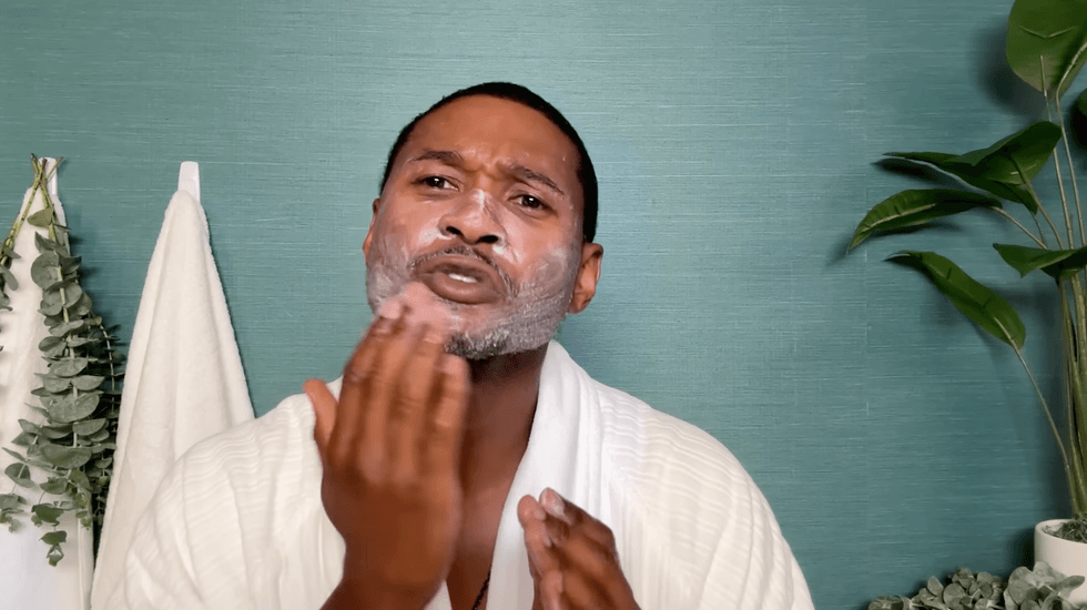 Usher's Age-Defying Secrets Revealed - xoNecole
