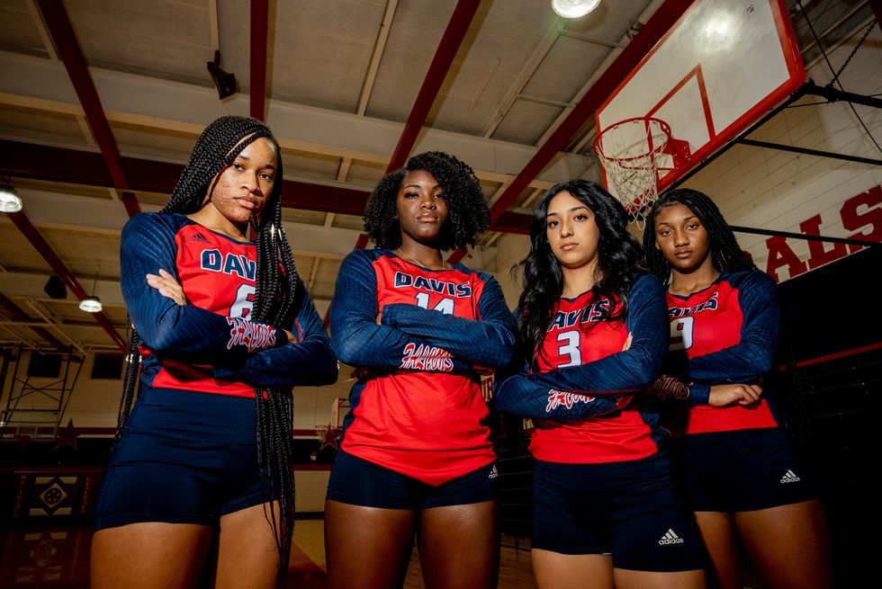 THE LEAD BIRDS: Aldine Davis teams; athletes of the year - VYPE