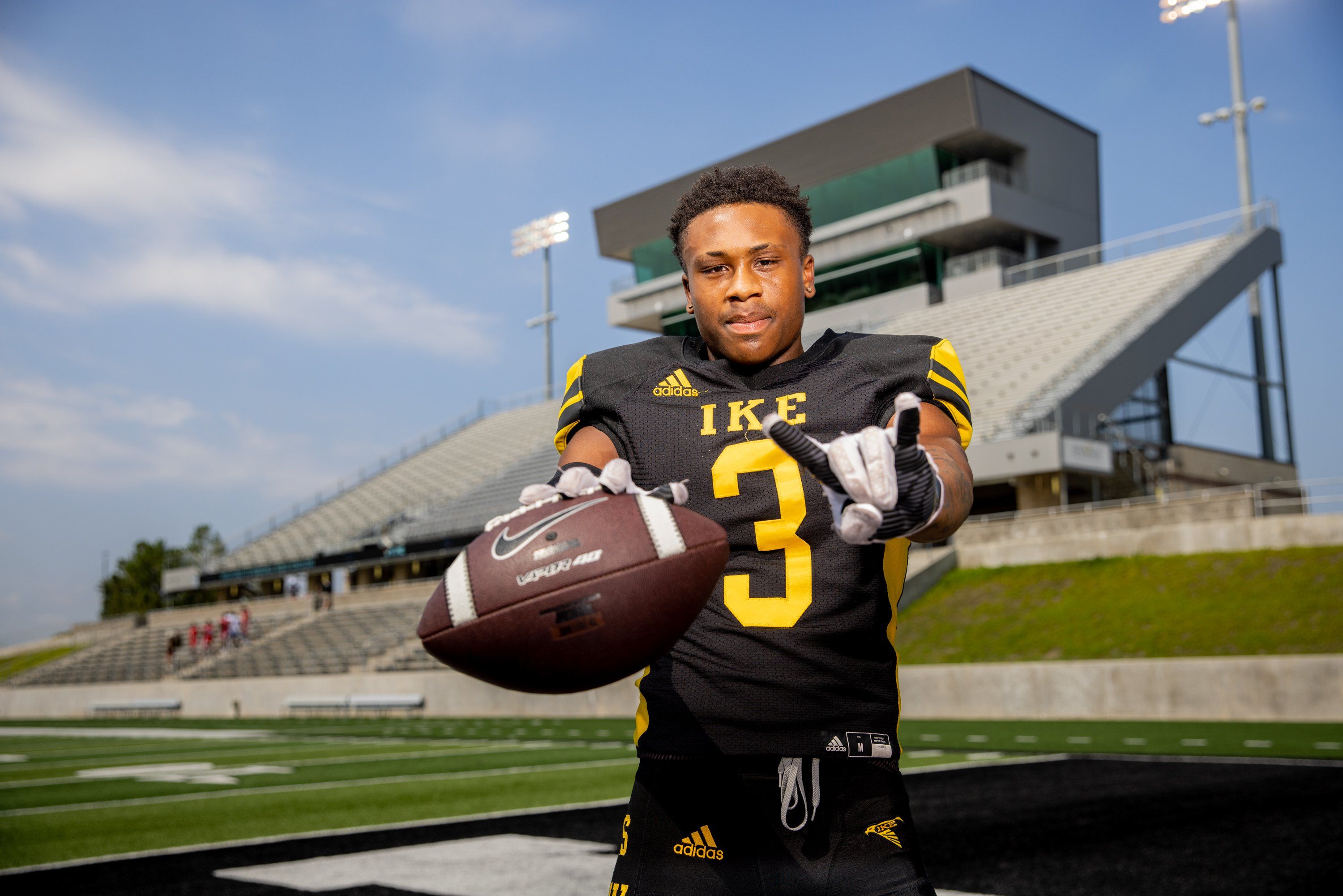 SWOOP NATION'S ELITE: Aldine Eisenhower's teams; athletes of the year ...