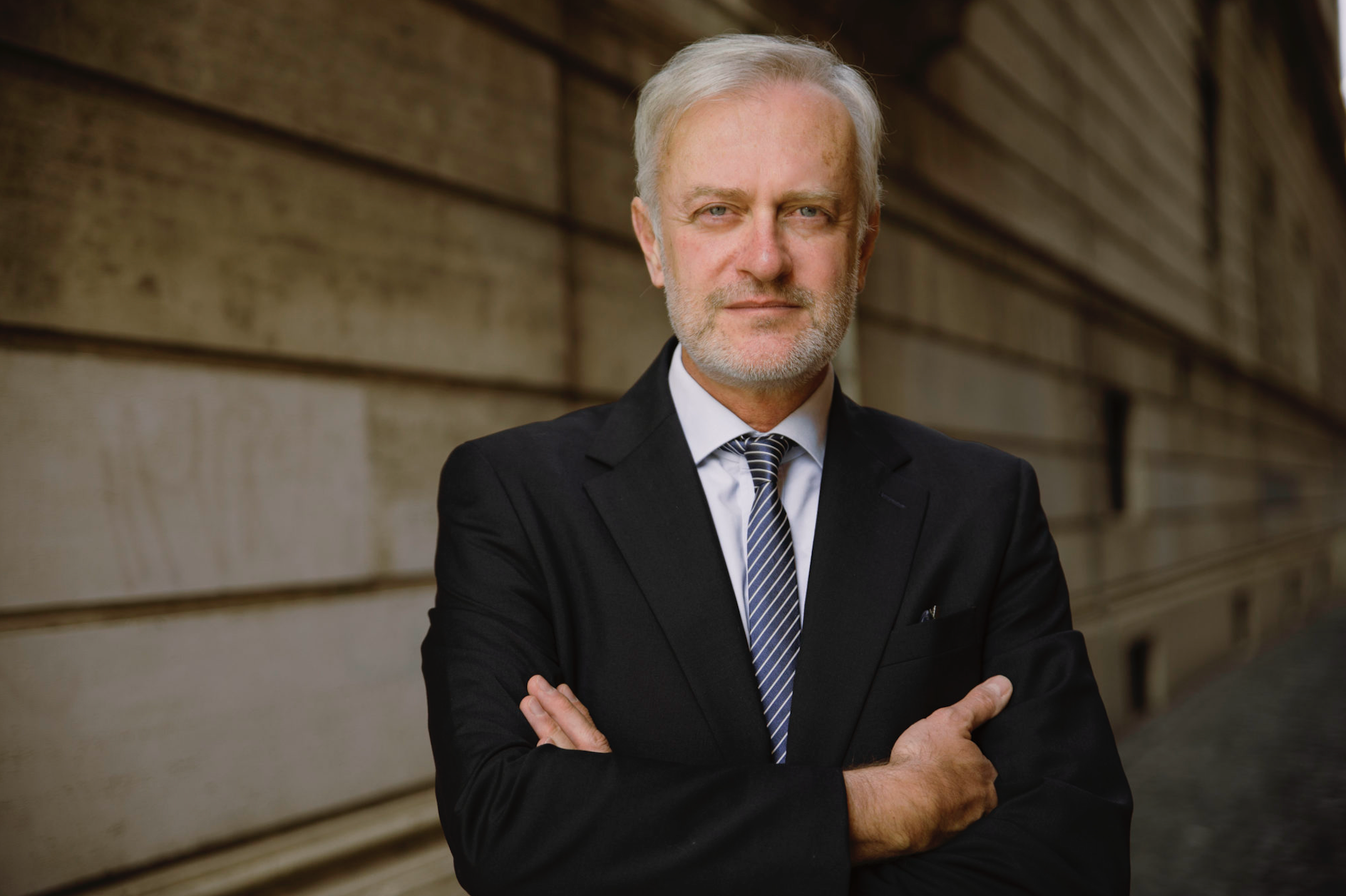 «Non credete al Francesco paciere» - La Verità