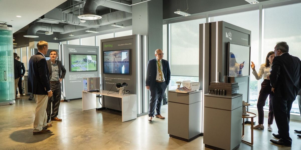 Microsoft's new lab in Houston, Baker Hughes makes moves, and more ...