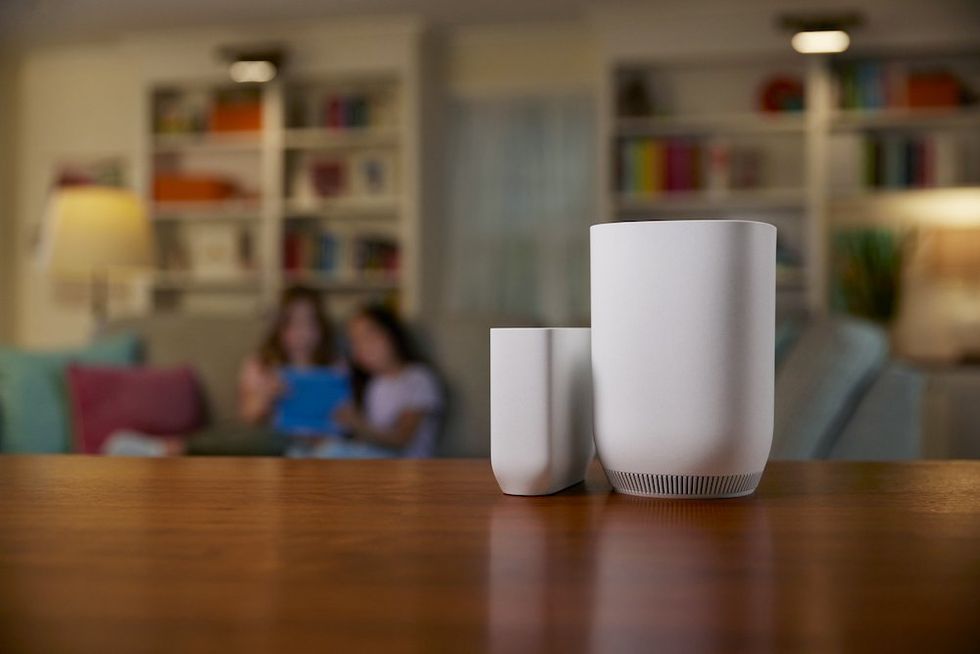 Comcast Offers Storm-Ready Wi-Fi to Keep Customers Connected - Gearbrain