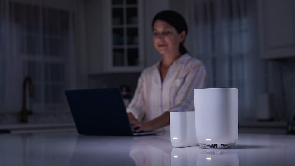 Comcast Offers Storm-Ready Wi-Fi to Keep Customers Connected - Gearbrain