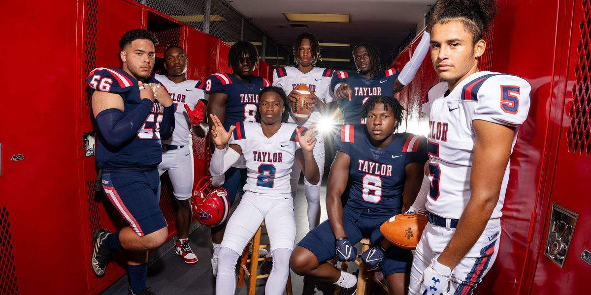 VYPE Coaches Corner: Alief Taylor Football Coach Shawn Gray - VYPE