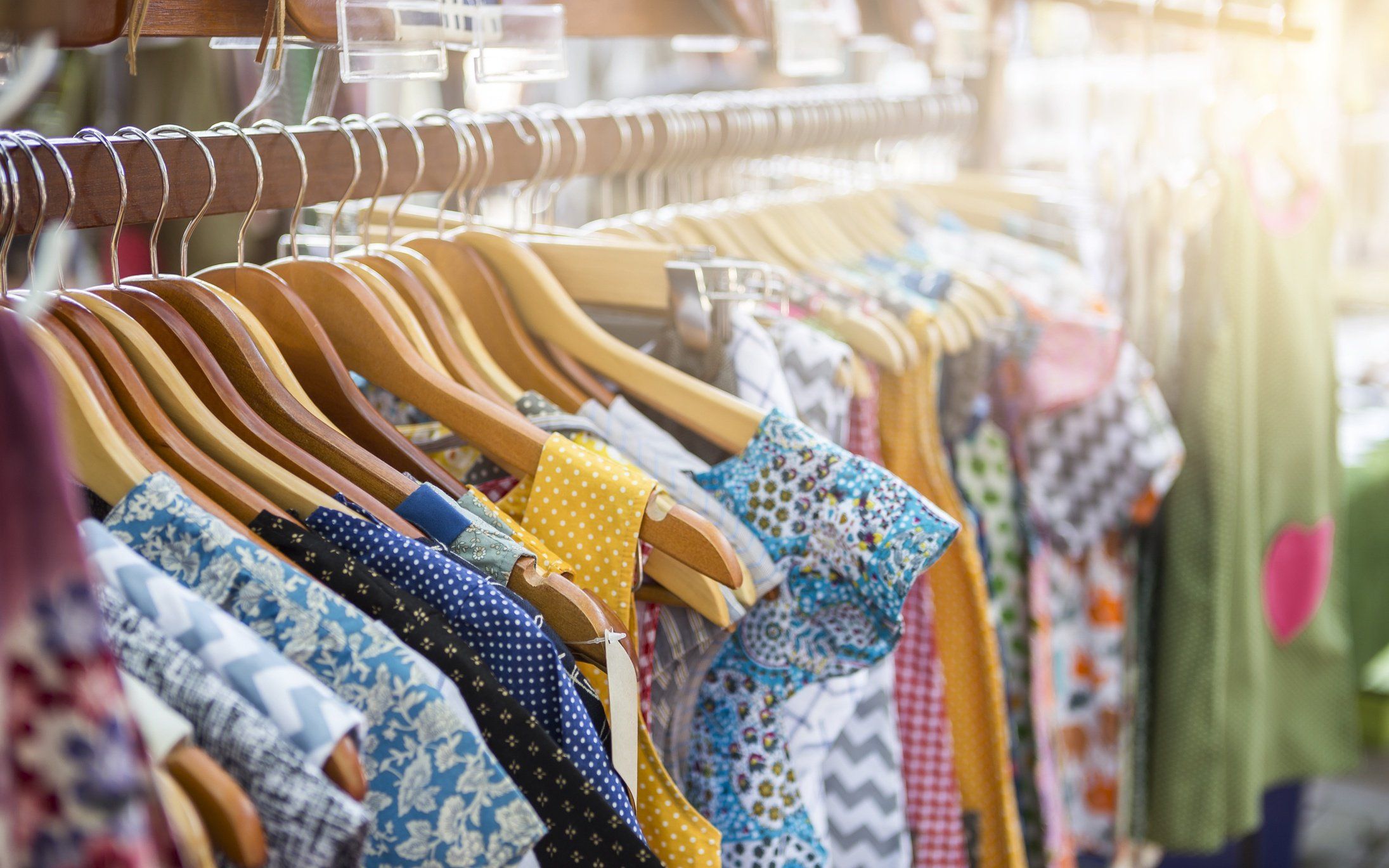 È un lusso pure possedere gli abiti per i figli - La Verità