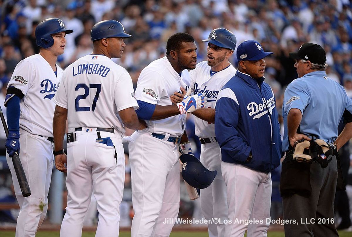 How To Cope When Your Favorite Sports Team Loses