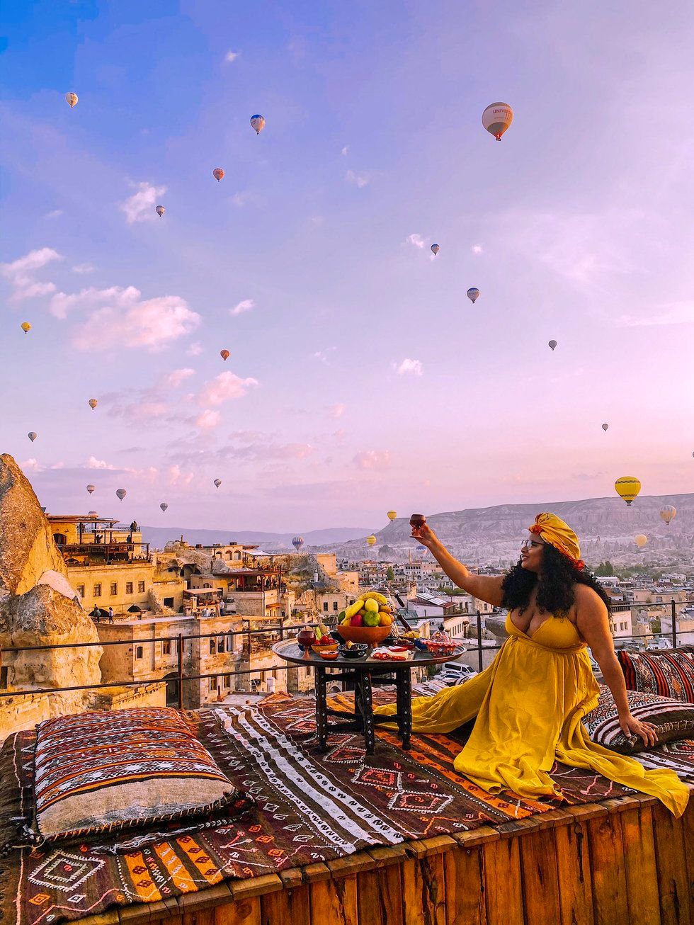 30+ Stunning Images of Black Women Traveling in Luxury - xoNecole