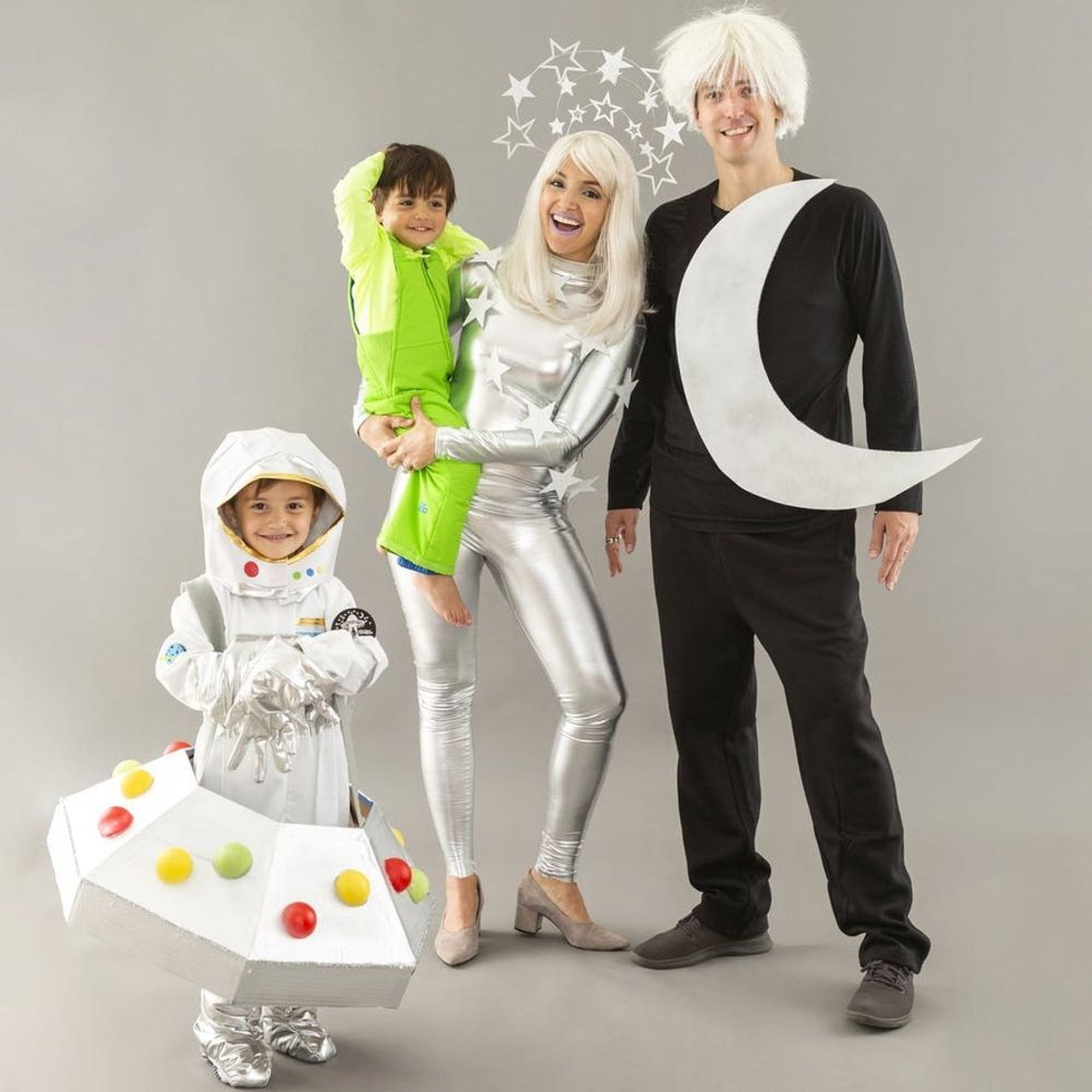 This Space Inspired Family Halloween Costume Is Out Of This World This Space Inspired Family Halloween Costume Is Out Of This World