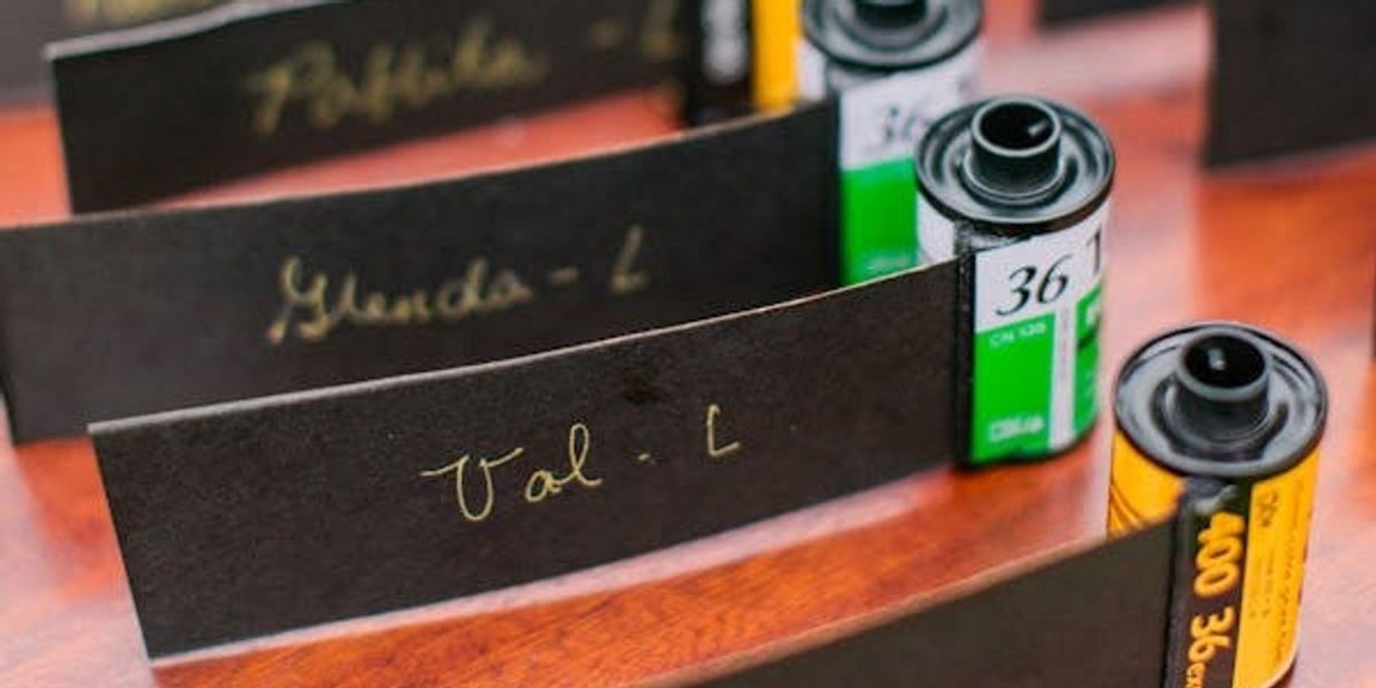 Say My Name: 35 Table Card Ideas for Your Next Event - Brit + Co