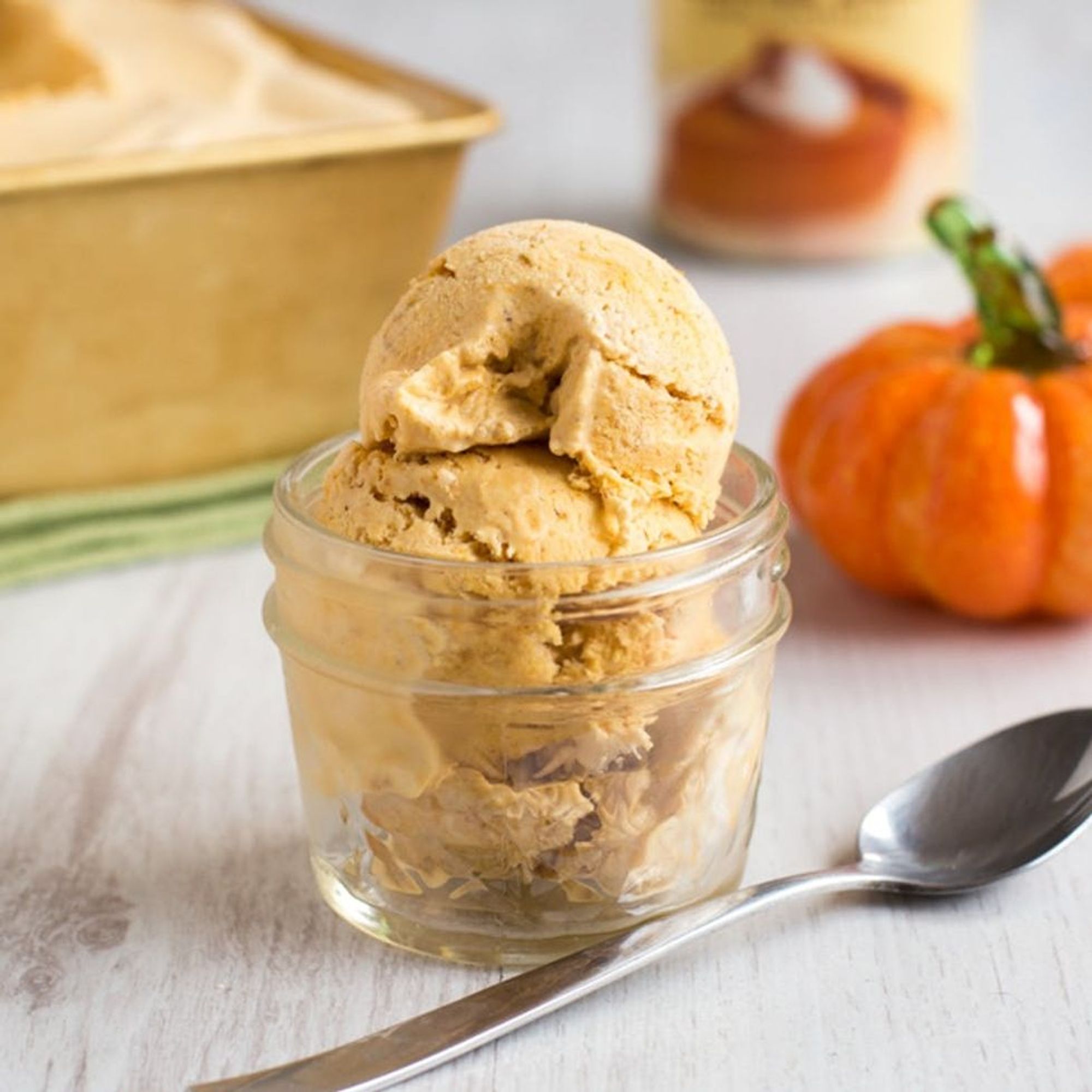 Pumpkin Pie Ice Cream Will Be Your New Favorite Way to Use Pumpkin ...