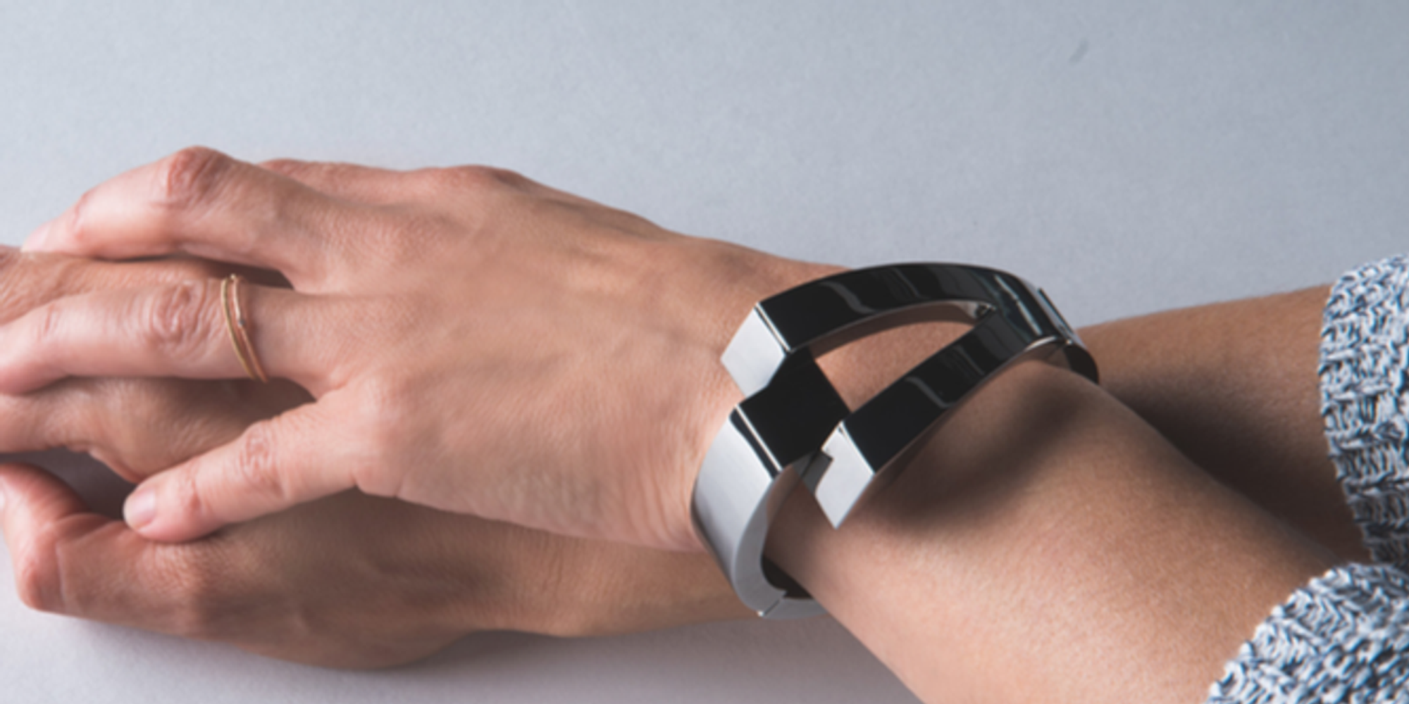 Review: WiseWear, a $300 fashion tech wearable isn't for all - Gearbrain