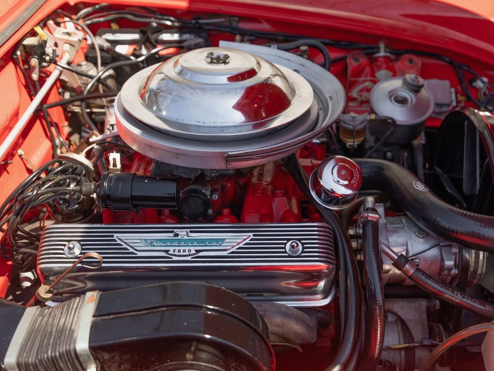 Hemmings Auctions Weekly Round Up: 1955 Ford Thunderbird, 2009 Saturn ...