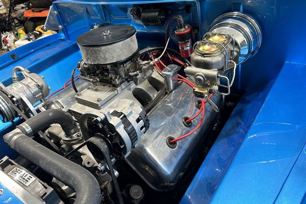 Hemmings Auctions Weekly Round Up: 1966 Jaguar E-type Roadster, 1956 ...