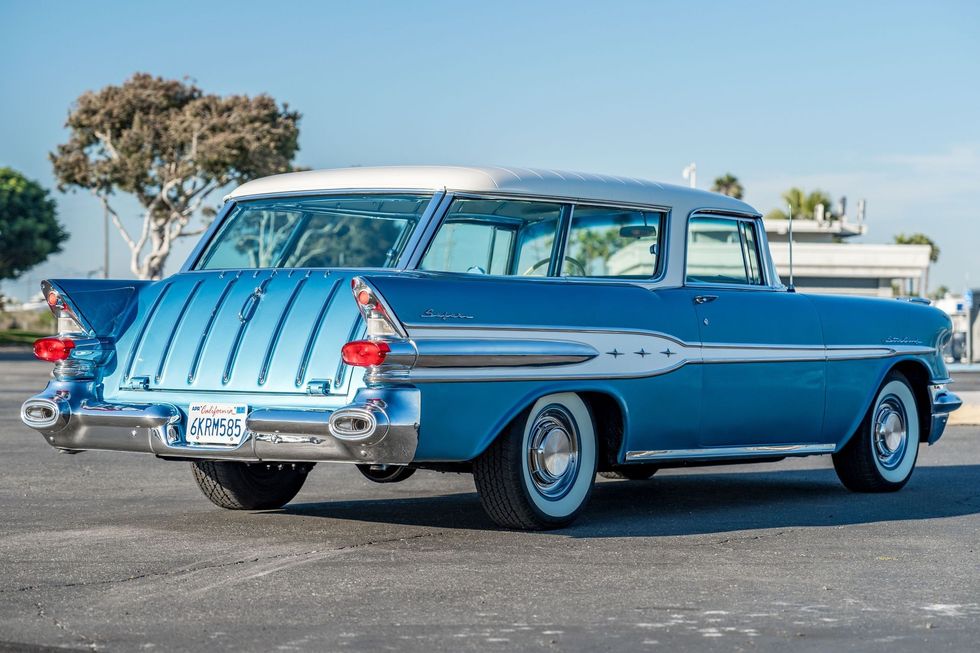 Hemmings Auctions Weekly Round Up: 1957 Pontiac Safari, 1954 Jaguar ...