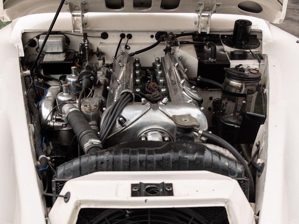 Hemmings Auctions Weekly Round Up: 1980 Dodge Custom Van, 2010 Ford ...