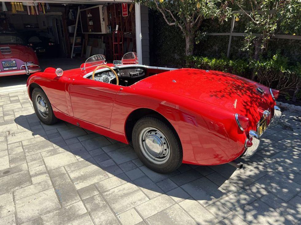 Five-speed swap, Brooklands windscreens give 1960 Austin-Healey Sprite ...