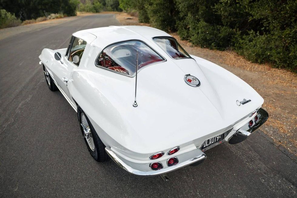 A stylish 1955 GMC pickup, Hemi-powered Road Runner, and split-window ...