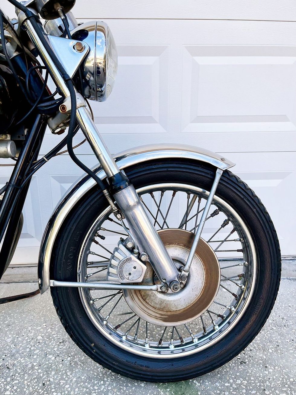 What Would Peter Egan Do? Probably Tell Me to Buy this 1972 Norton ...