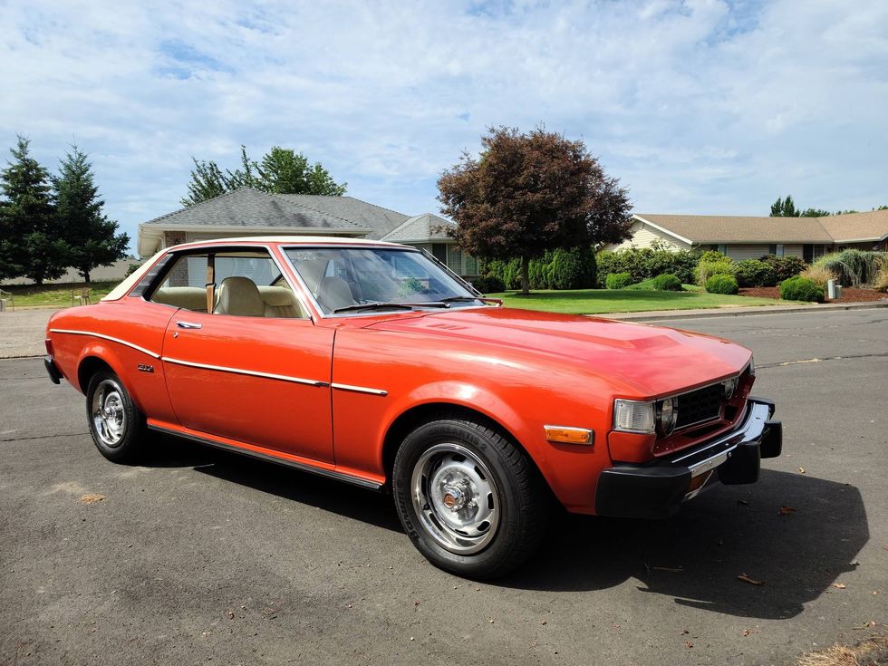 Find of the Day: This 1976 Toyota Celica ST Coupe Makes Economy Cars ...