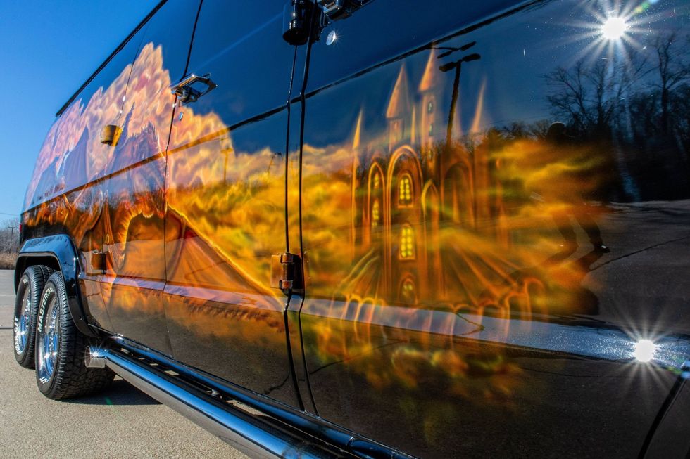 Find of the Day: This Fire-Breathing Custom 1980 Dodge Van is a VIP ...