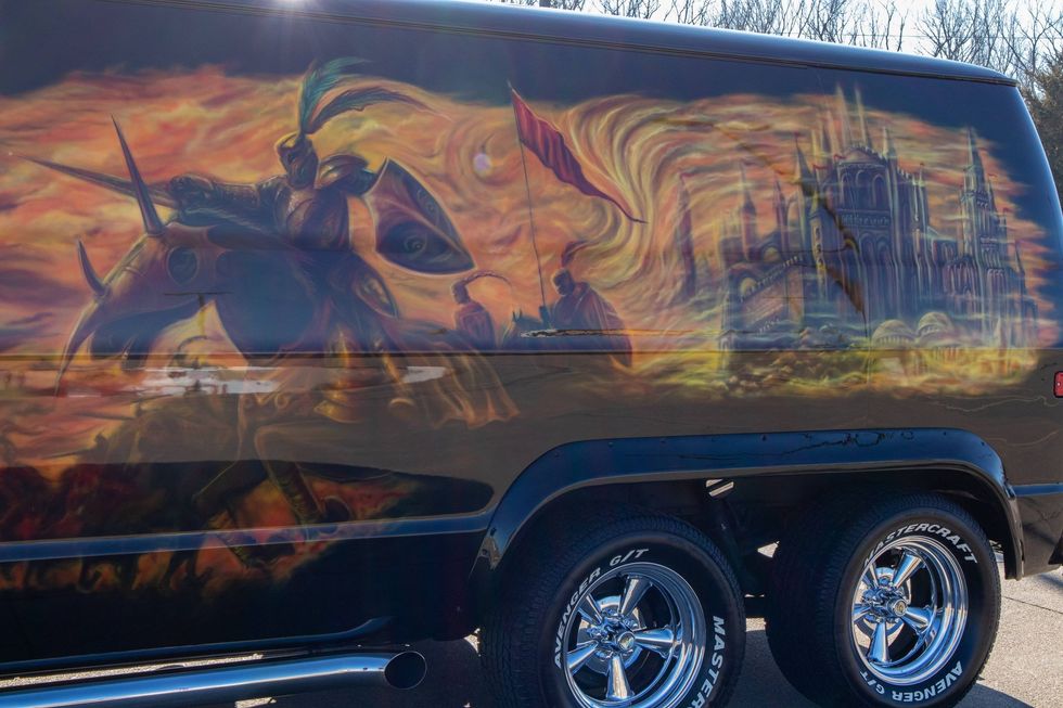 Find of the Day: This Fire-Breathing Custom 1980 Dodge Van is a VIP ...