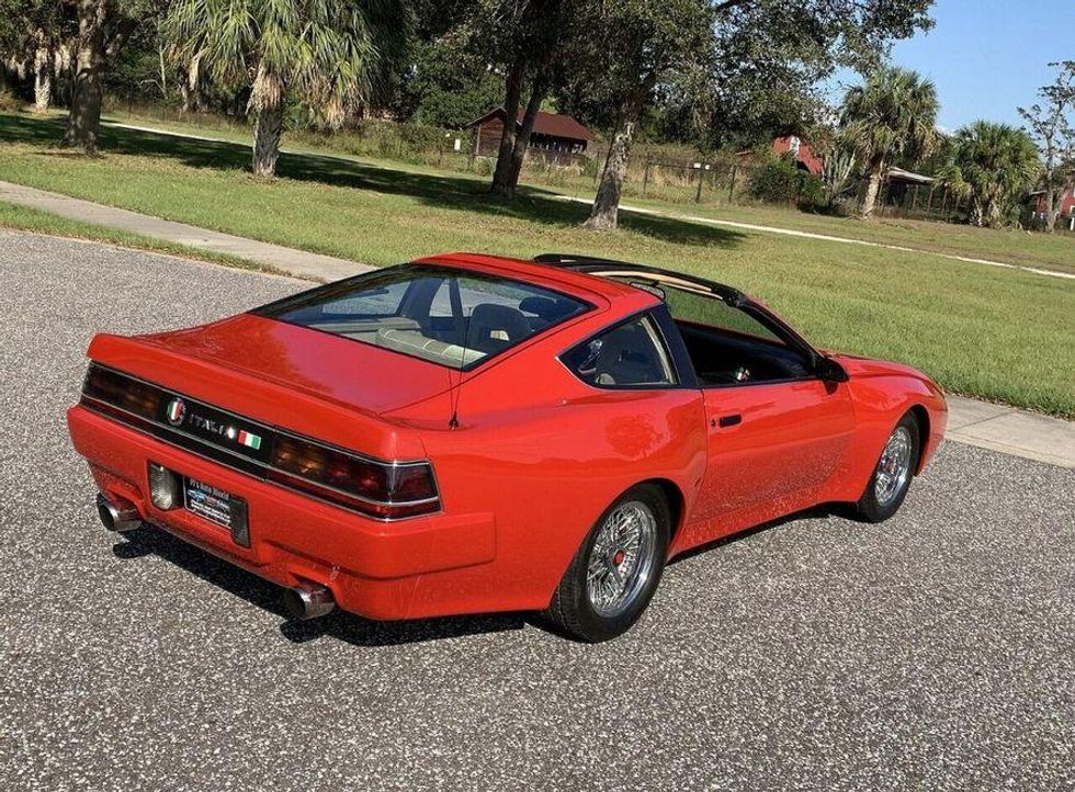 Somewhere between coach building and customizing lies this Bayliff ...