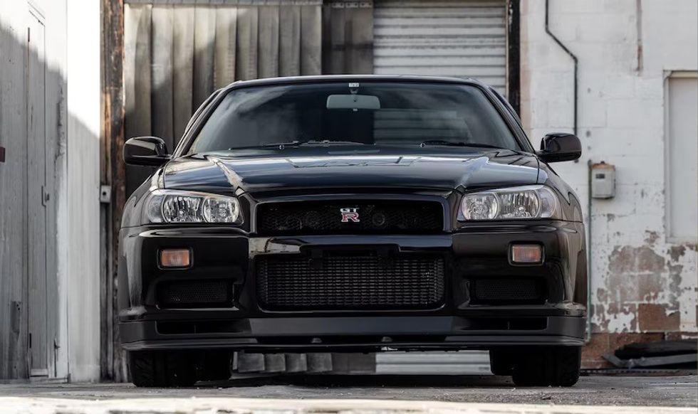 This Nissan Skyline GT-R M-Spec Offered by Mecum Auctions is a JDM ...