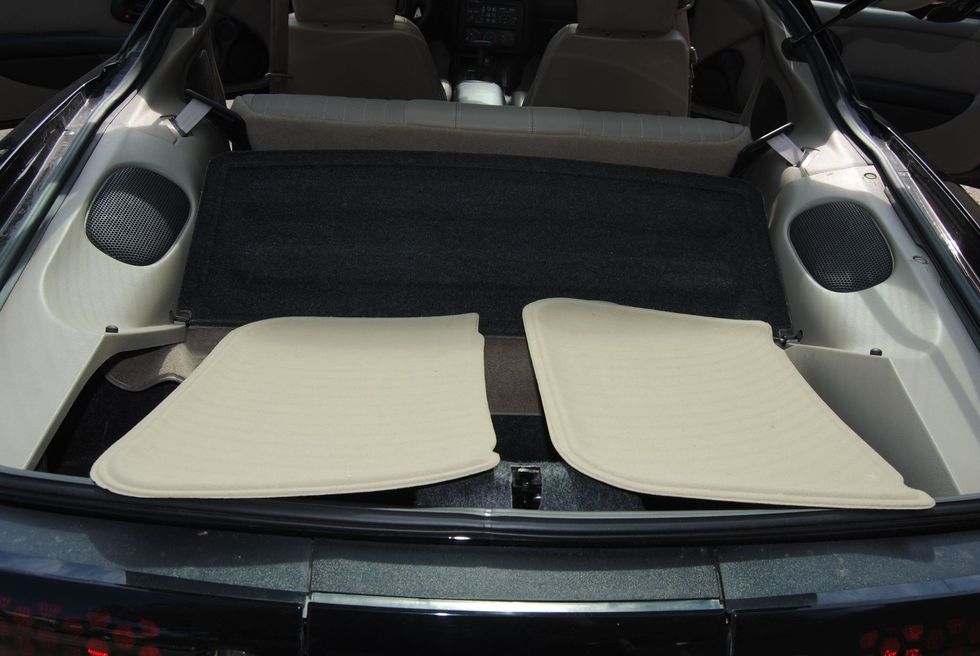 Hemmings Auctions Weekly Round Up: 1969 Dodge Charger R/T, 1971 Jaguar ...