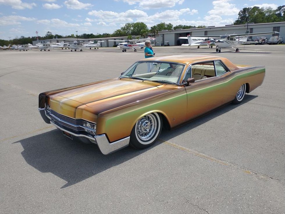 Find of the Day: A Custom 1967 Lincoln Continental Coupe Created by ...