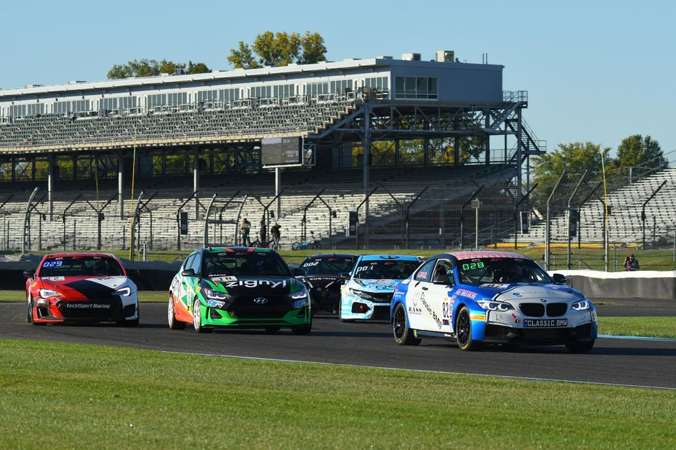 For University of Richmond sophomore Ally Raphael, driving ...