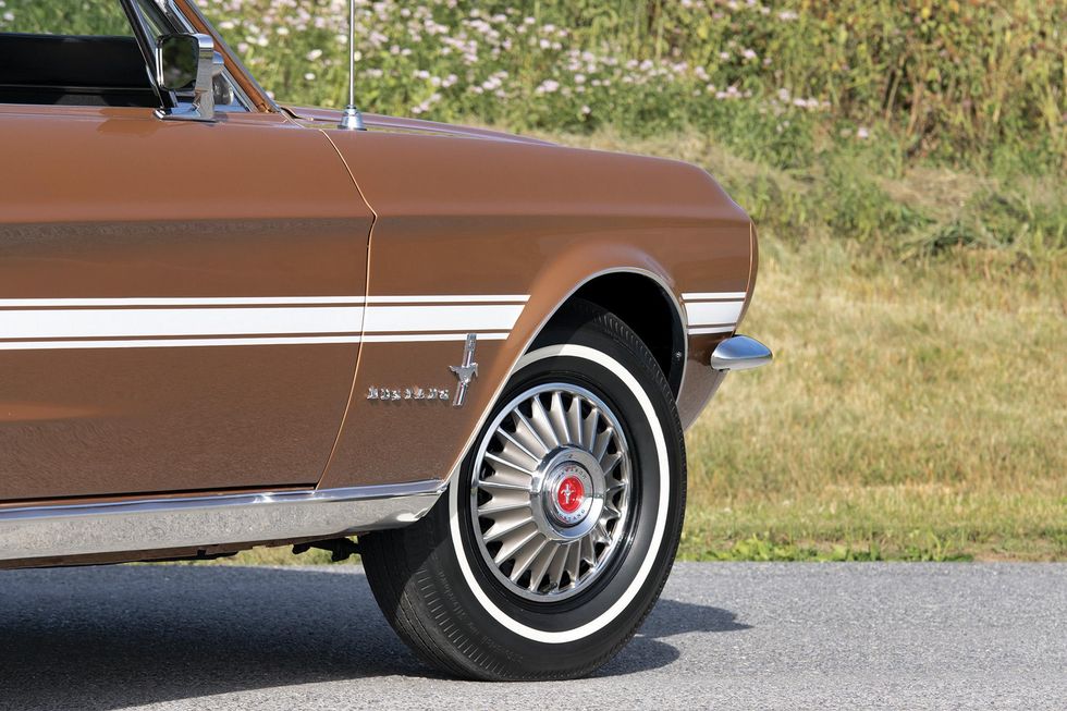 Rather than make glue out of old ponies, Ford whipped up a dealer ...