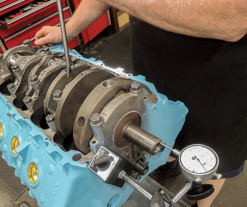 Building Big Torque From A Low-Compression, Pump-Gas Pontiac | Hemmings