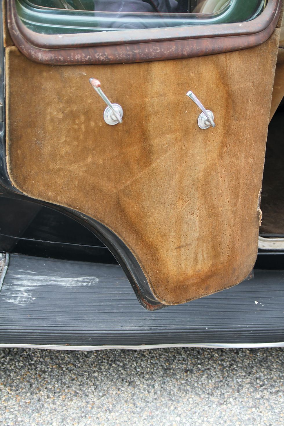 This 1935 Studebaker Dictator Custom 2A sedan is a useable antique ...