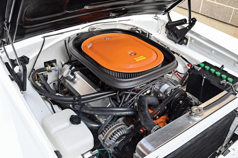 With help from his crew, Bronx Mopar fan builds his ultimate EFI big ...