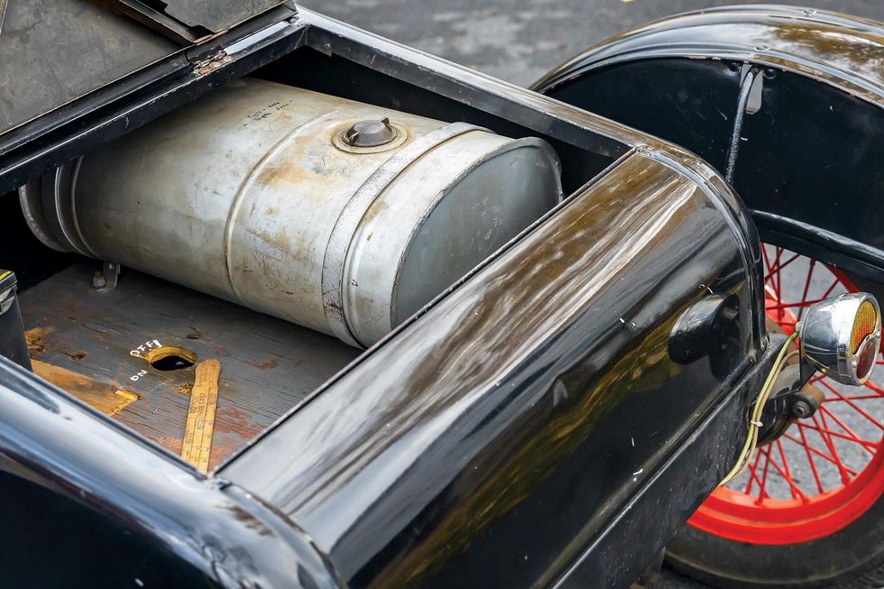 A 41-Year-Old is Writing a New Chapter for a 98-Year-Old Ford Model T ...