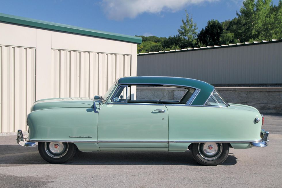 With the hardtop Country Club of 1952, Nash tried something new ...