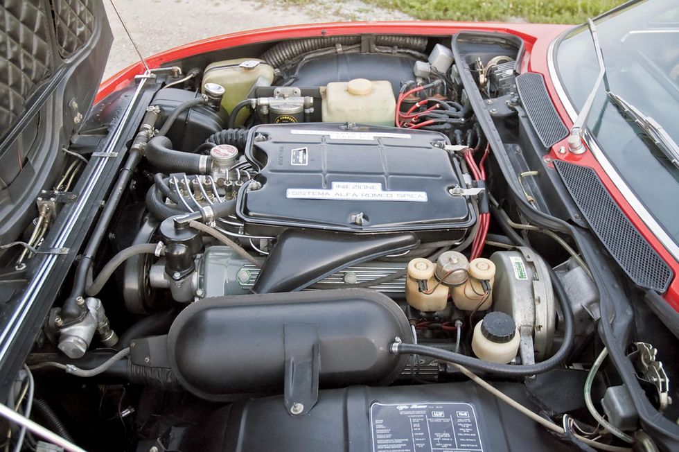 How a World's Fair Concept Became the 1971-1977 Alfa Romeo Montreal ...