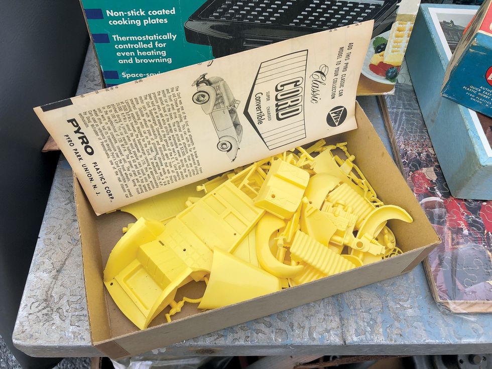 Box Find: "1937 Cord Convertible" Model Kit by Pyro Plastic Corporation ...