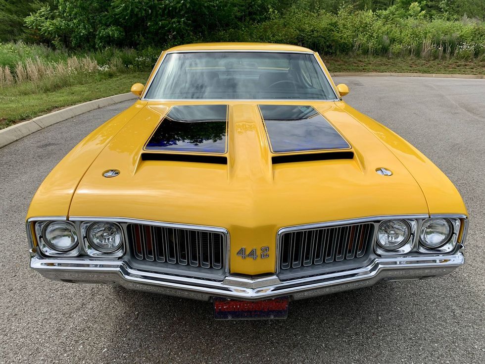 Find of the Day: 1970 Oldsmobile 442 Built to Overtake the Pontiac GTO ...