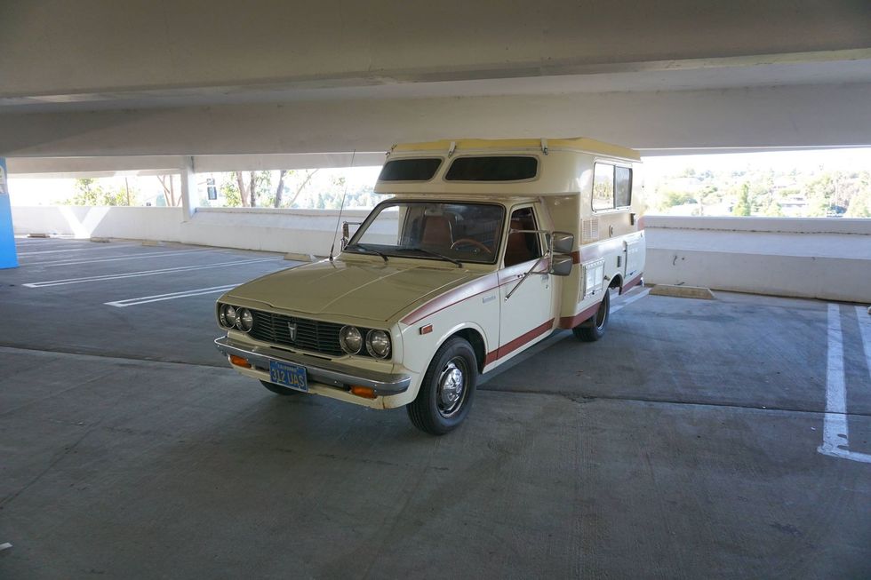 Find of the Day: Go Off-Road in a Retro 1978 Toyota Chinook RV Camper ...