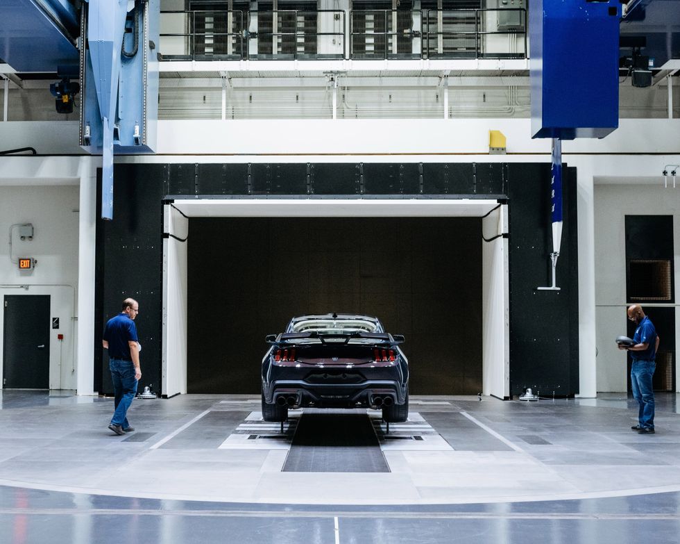 Ford’s 200 MPH Wind Tunnel Gives the Mustang Dark Horse and GT3 an Edge ...