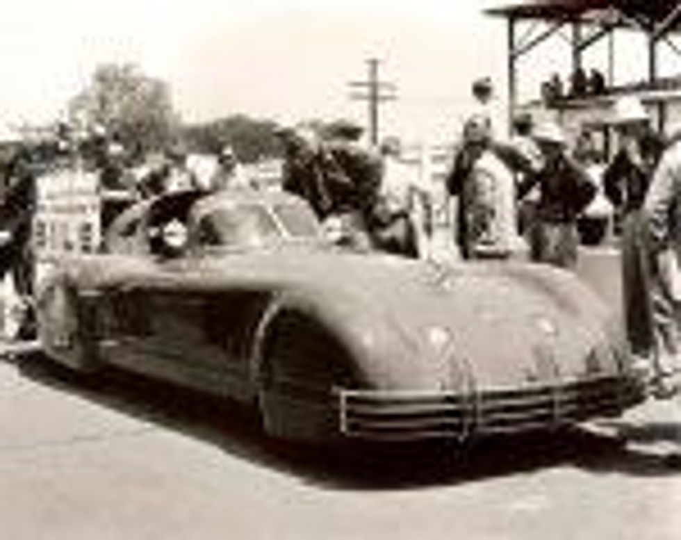 To Resurrect the Legendary 1949 Fageol Supersonic, Two Different Cars ...